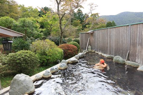 箱根仙石原 箱根高原ホテル 井伊部長の温泉グルメ探訪スルガ銀行