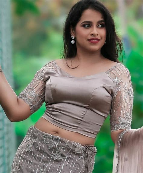 Pin By Suresh Kumar On Desi In Fashion Model Crop Tops
