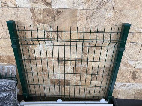 Оградни пана с ПВЦ покритие Колове Врати Портали Декоративна оградна мрежа Жив плет