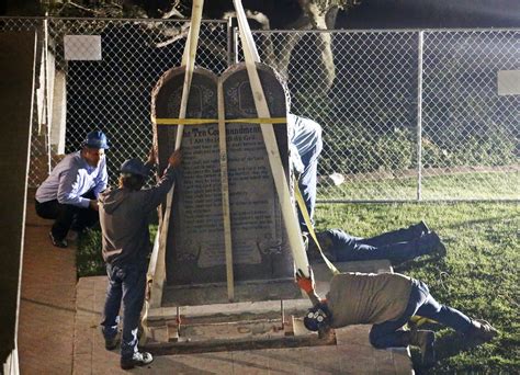 Oklahomas Controversial Ten Commandments Monument Was Quietly Removed