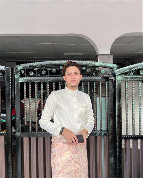 Selamat Hari Raya Aidilfitri Maaf Zahir Dan Batin 🙏🏻 Muhammad Sirajuddin Mohd Fauzi