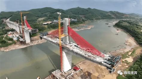 武忻高速一跨红水河特大桥拱肋顺利合龙 建设 柳江 来宾