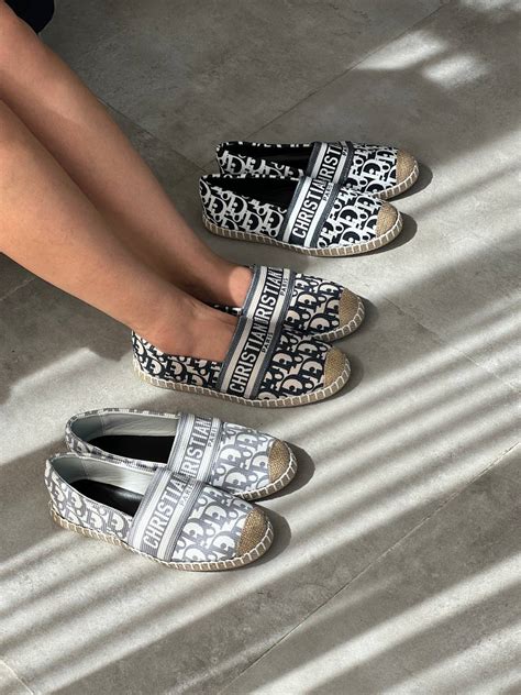 ونس کیف و کفش میناز