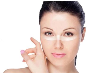 علاج انتفاخ تحت العين بـ 4 طرق فقط جربيها صحيفة الأيام البحرينية