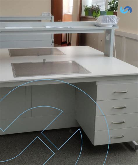 Меблі в стилі лофт для офісу