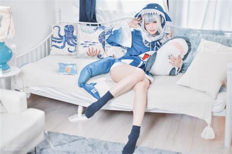 ElyEE子噶呜古拉 44953000 美女图片 花猫壁纸