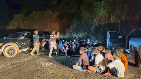 ရန်ကုန်ကလာပြီး တောလမ်းအတိုင်း ခိုးဝင်တဲ့ ၂ နှစ်သား ကလေးငယ်အပါအဝင် မြန်မာနိုင်ငံသား ၅၃ ဦးကို ယနေ့