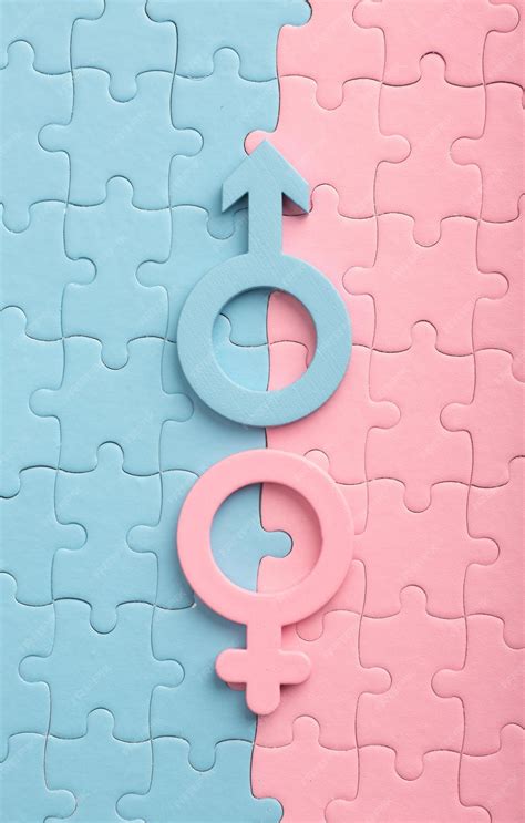 퍼즐에 남성과 여성의 거짓말 섹스 커플 가족의 개념 프리미엄 사진