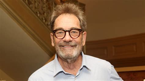 Huey Lewis Not Letting Hearing Loss Define Him Calls Broadway Show His Salvation Totalnews