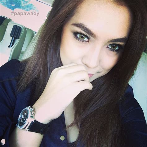 Warso Moe Oo In Fashion Style 14 Pictures Special In December