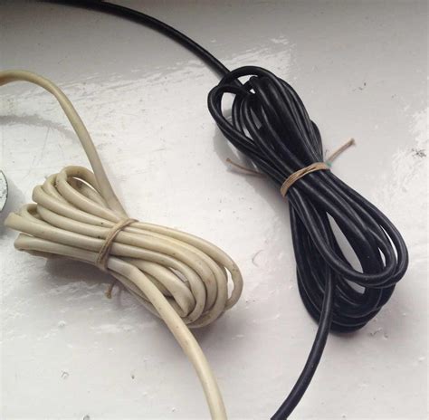 Автомобильная активная антенна ''Волна''.