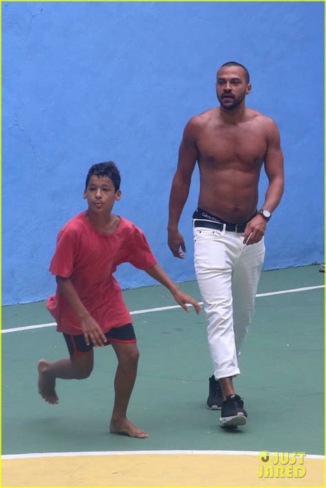 Jesse Williams Abdomen Jesse Williams News Pictures And Videos E