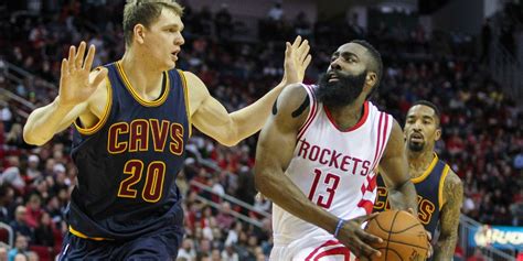 Nba Harden Batte Lebron Pacers E Thunder Non Mollano Play It Usa