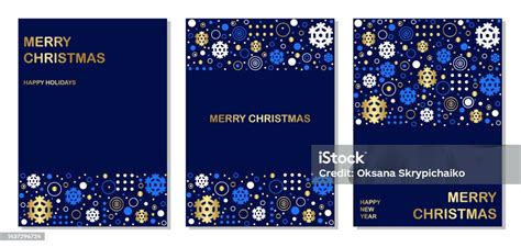 메리 크리스마스와 새해 복 많이 받으세요와 함께 휴일 카드와 초대장 모음 진한 파란색 배경에 눈송이 점 원 및 복사 공간이 있는 템플릿입니다 겨울에 대한 스톡 벡터 아트 및