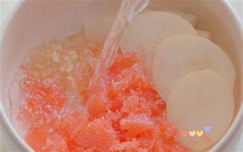 口口爆汁的雪梨热柚茶满满大果粒润喉润肺 哔哩哔哩