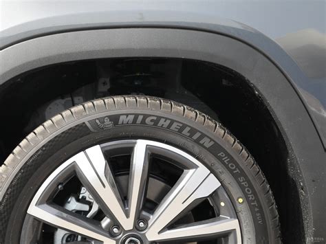 长安cs95细节实拍高清大图 长安cs95 2023款 Plus 2 0t 四驱尊贵型第8张图片大全 太平洋汽车