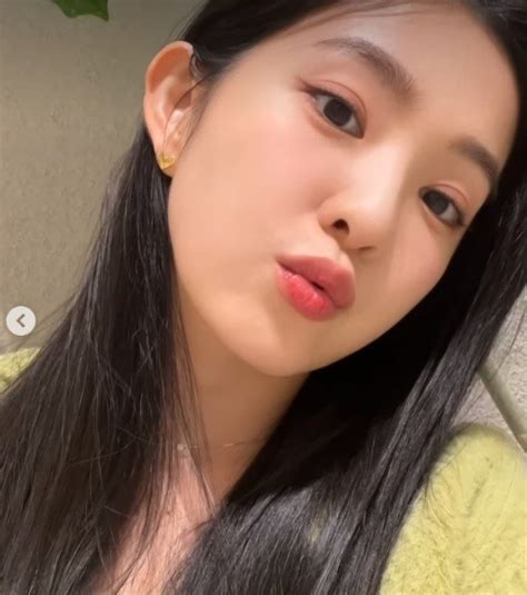 레드벨벳 아이린 청순한 매력 앞세운 플러팅