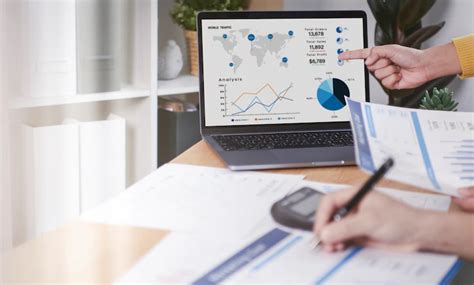 The Difference Between Business Intelligence And Data Analytics