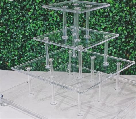 Support En Plexiglass Carre 4 Etages Société Raies De Commerce