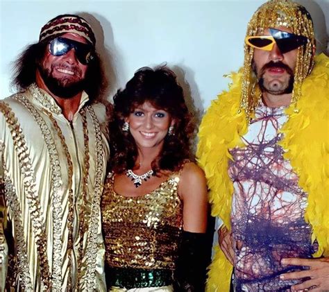 Iconic Photos Remembering The Best Women Of The Wwe Ebaums World
