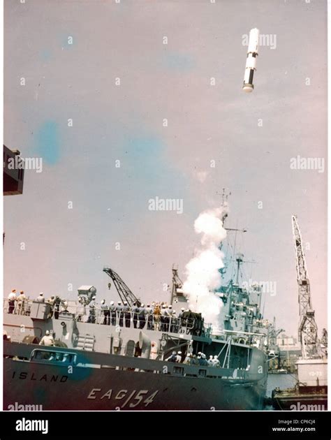 Firing Missile Fotos Und Bildmaterial In Hoher Auflösung Alamy