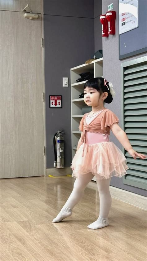 김연수 박지율 엄마 47개월 주니토니발레스타 롯데문화센터 20241123 🧡 가을학기 오늘은 손수 분홍 발레복에