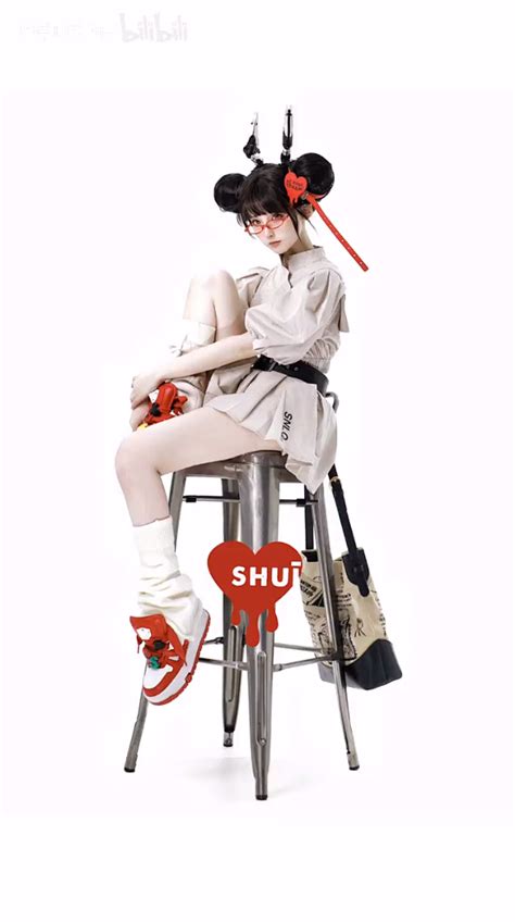 其中包括图片：速写