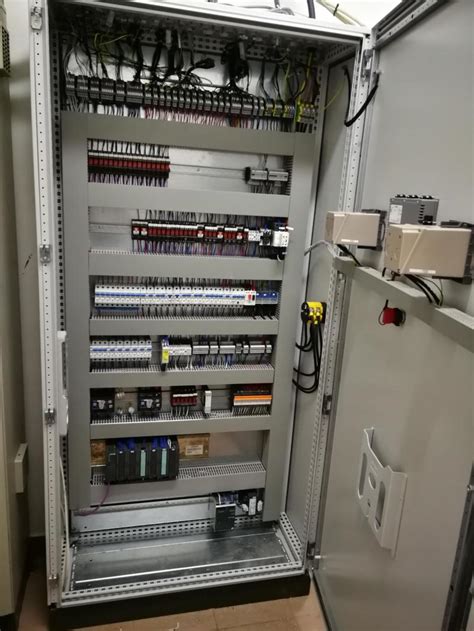 Electrical Plc Control Panel For Automation Seawater Desalination System Installed On Island Of