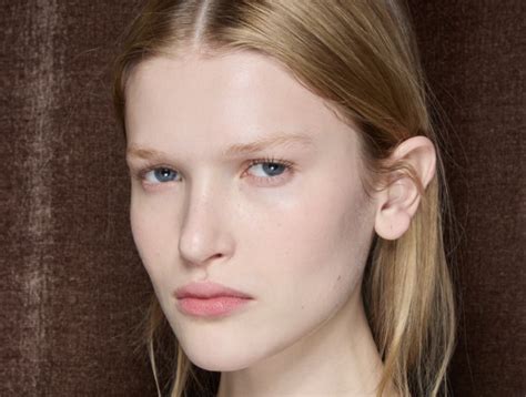 2024 백스테이지 메이크업 트렌드