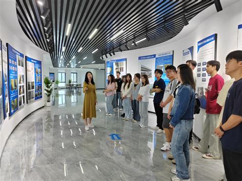 交通工程学院赴贵州省山区公路桥梁典型病害 警示中心参观学习 贵州理工学院交通工程学院