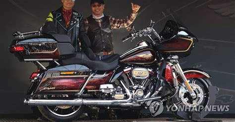 1억 원 바이크 할리데이비슨 Cvo 로드 글라이드 120주년 한정판