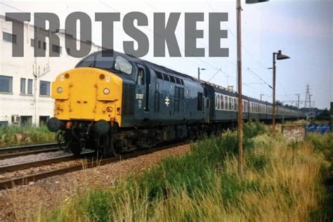 35mm Slide Br British Railways Diesel Loco Class 37 37057 1981 Original