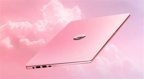 У Asus вышел полностью розовый ноутбук. Стоит от $500, работает почти ...