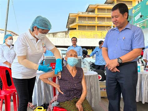 លោកស្រីវេជ្ជបណ្ឌិត ឱ វណ្ណឌីន លើកទឹកចិត្ត និងជំរុញដល់មន្ត្រីសុខាភិបាល អាជ្ញាធរ