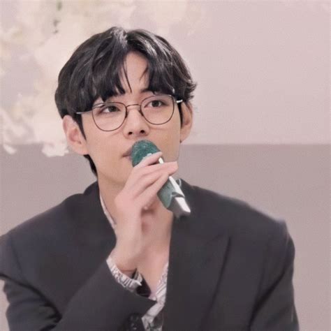 Korean Glasses Ride The Hallyu Wave With These Trends 56 Off