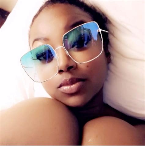 Tig Ol Bitties Scrolller