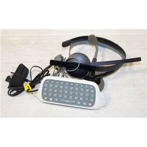 Xbox 360 And Xbox Headsets And 360 Chatpad