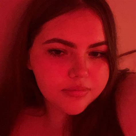 Isobel Summers Fanvue