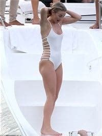 Julianne Hough Wild Bachelorette Party