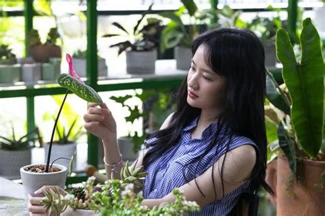 Di N Vi N Thanh Vy Em G I M A N I Ti Ng M T Th I C Nghe Ai Nh C T I Con L T I Ch Y N C M T