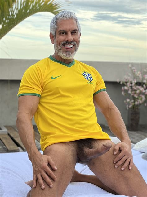 Model Of The Day Marcelo Caiazzo Daily Squirt