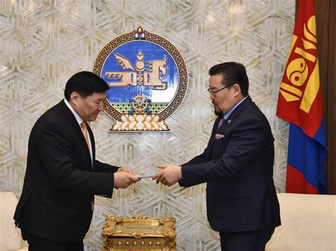 Эм эмнэлгийн хэрэгслийн хуулийн төслийг УИХ д өргөн мэдүүллээ