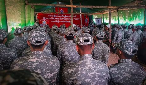 ဗိုလ်နဂါးတပ်နဲ့ မဟာမိတ်တွေရဲ့ ပုလဲမြို့သိမ်းတိုက်ပွဲမအောင်မြင် Bbc News မြန်မာ