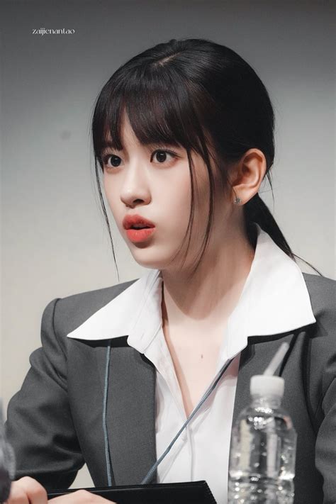 ɪ ᴀᴍ ᴍᴊ On Twitter Rt Zaijienantao924 230422 바보 강아지🫢 아이브 Ive