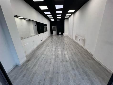 София Дава под наем МАГАЗИН Магазин Офис Кабинет Салон за красота 50 кв м Партер Магазини Офи