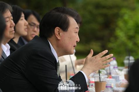 지난 정부 탓은 1년만 합시다 슬로우레터 5월4일 슬로우뉴스