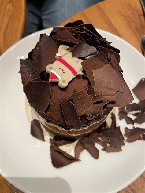 판교 스타벅스에서 체리 포레누아 케이크 클래식 피스타치오 케이크 오가닉 프로틴 그릭요거트and그래놀라 먹은 후기 네이버 블로그