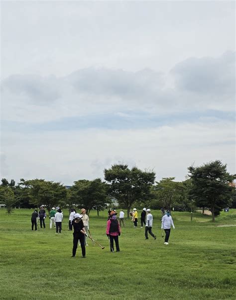 파크골프는 단순한 스포츠 그 이상이다