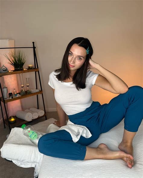 Exploring The World Of Brooke Tilli A Rising Star