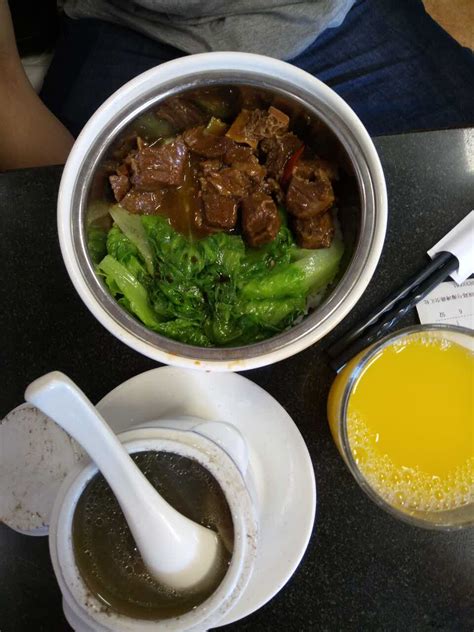 2024红荔村肠粉中英街店美食餐厅看起来还行，环境比较热闹， 【去哪儿攻略】